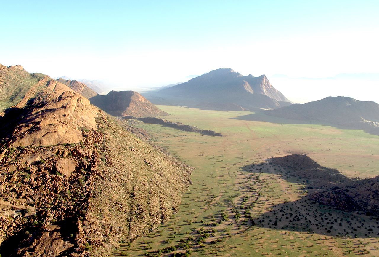 Landscapes of Marienfluss, northern Namibia - Tropicair