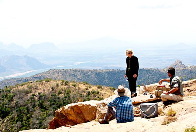 Coffee break on the Ndoto Mountains in Samburu - Tropicair