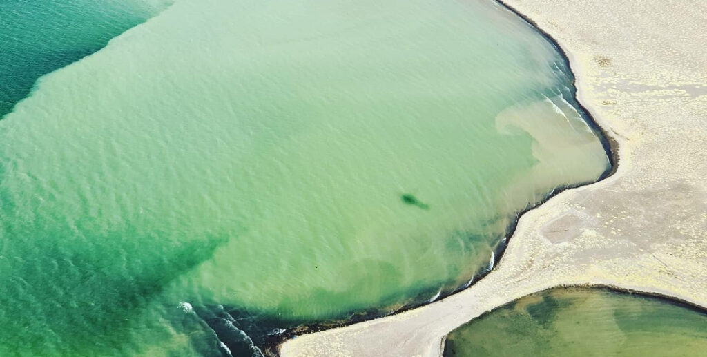 Stunning Lake Turkana - Tropicair